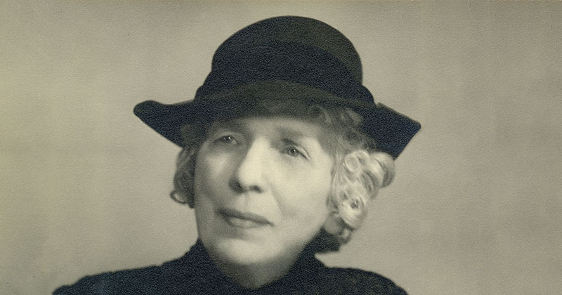 Maria Dickin | Philanthropist | Blue Plaques | English Heritage
