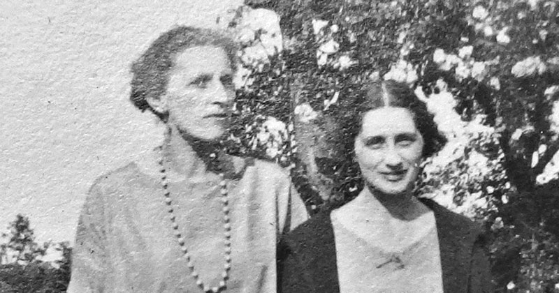 Vera Brittain & Winifred Holtby | Reformers | Blue Plaques | English ...