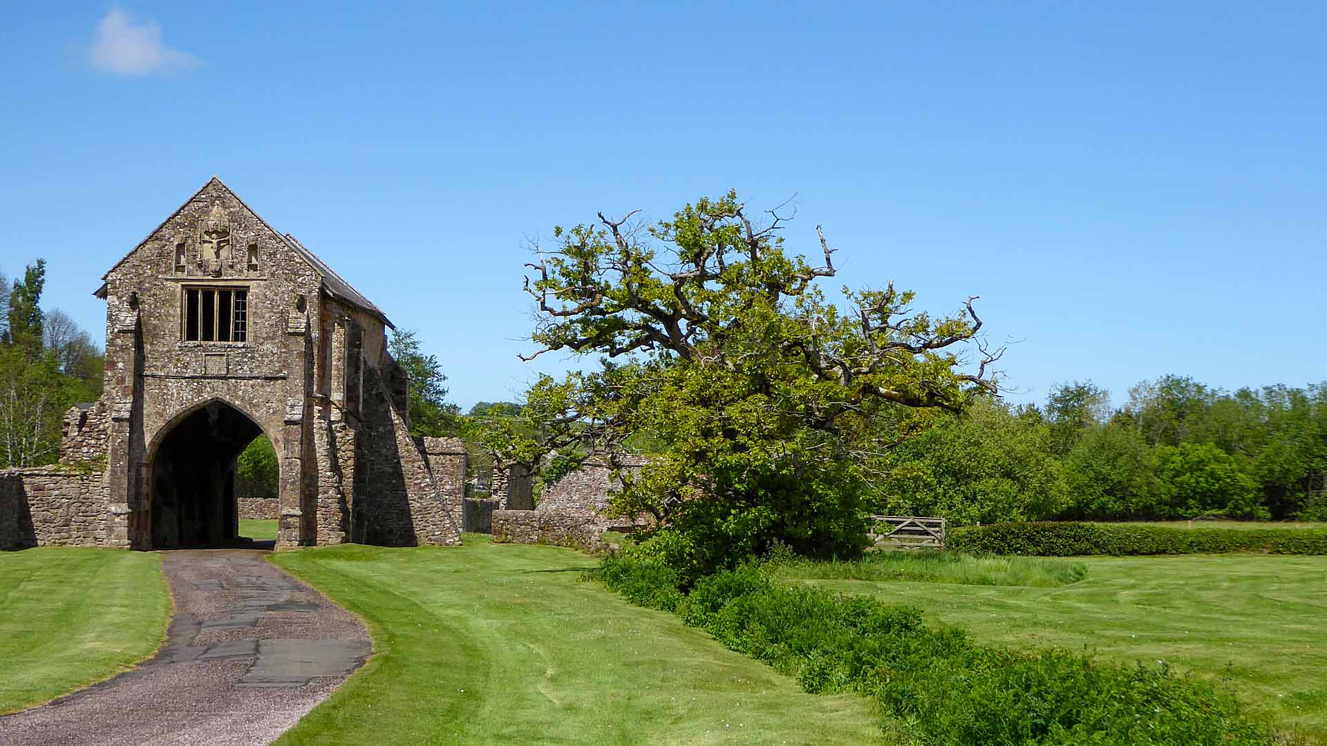 Visit Cleeve Abbey | English Heritage