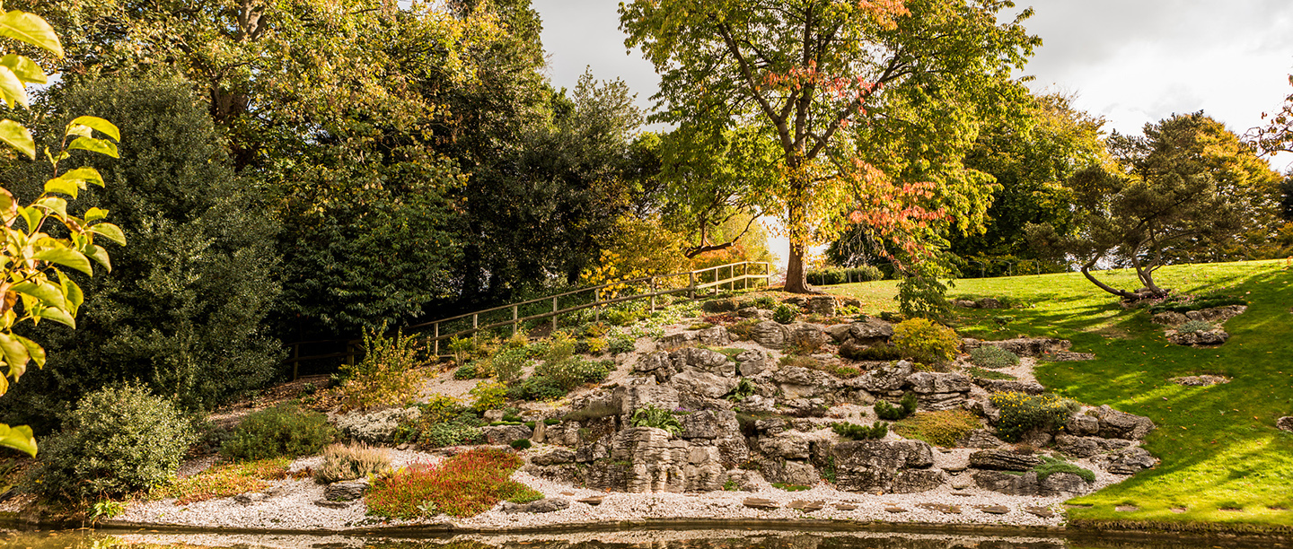Gardens at Eltham Palace | English Heritage