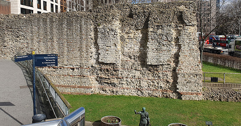 History of London Wall | English Heritage